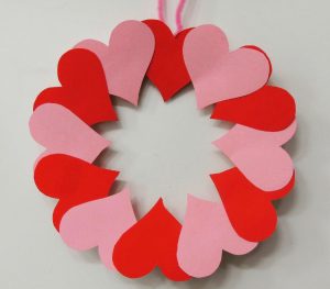 Paper Plate Heart Wreath Craft - Awesomelycrafty