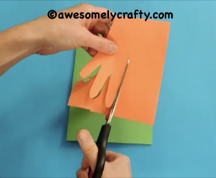 Handprint Fish Father's Day Card - Awesomelycrafty