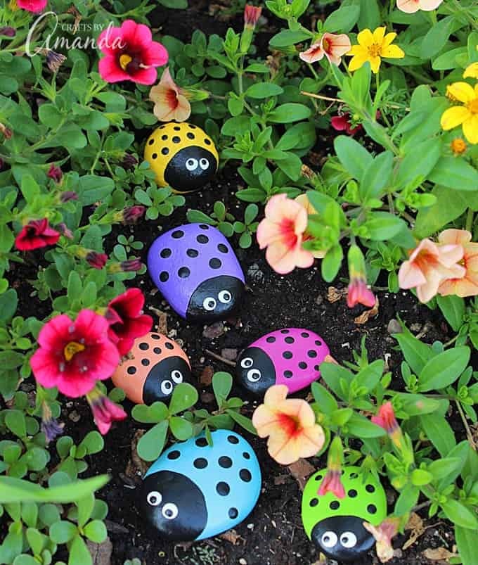 12 Easy Painted Rock Ideas - Awesomelycrafty
