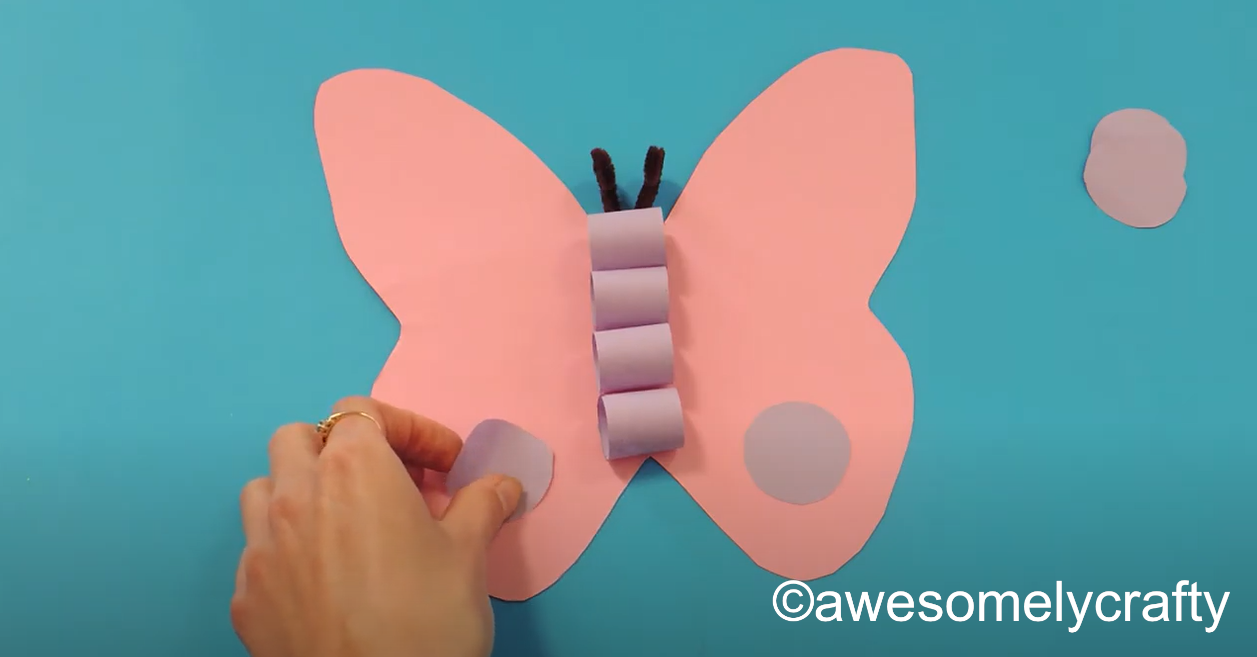 3D Pink Butterfly Craft - Awesomelycrafty