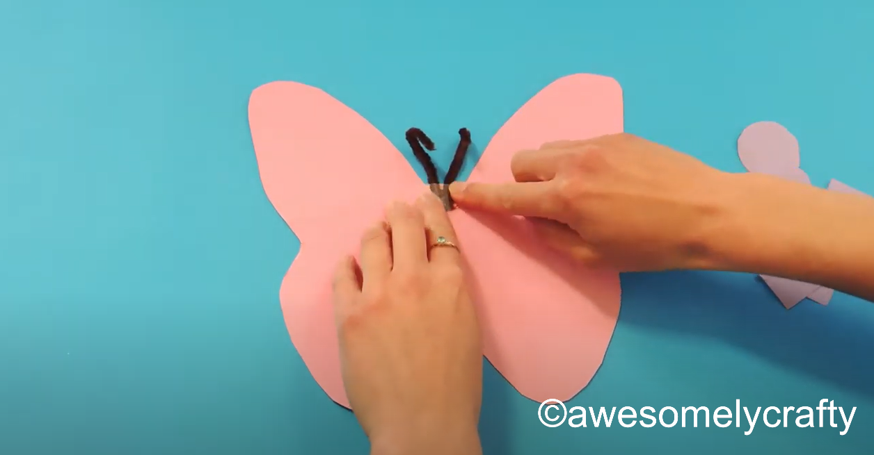 3D Pink Butterfly Craft - Awesomelycrafty