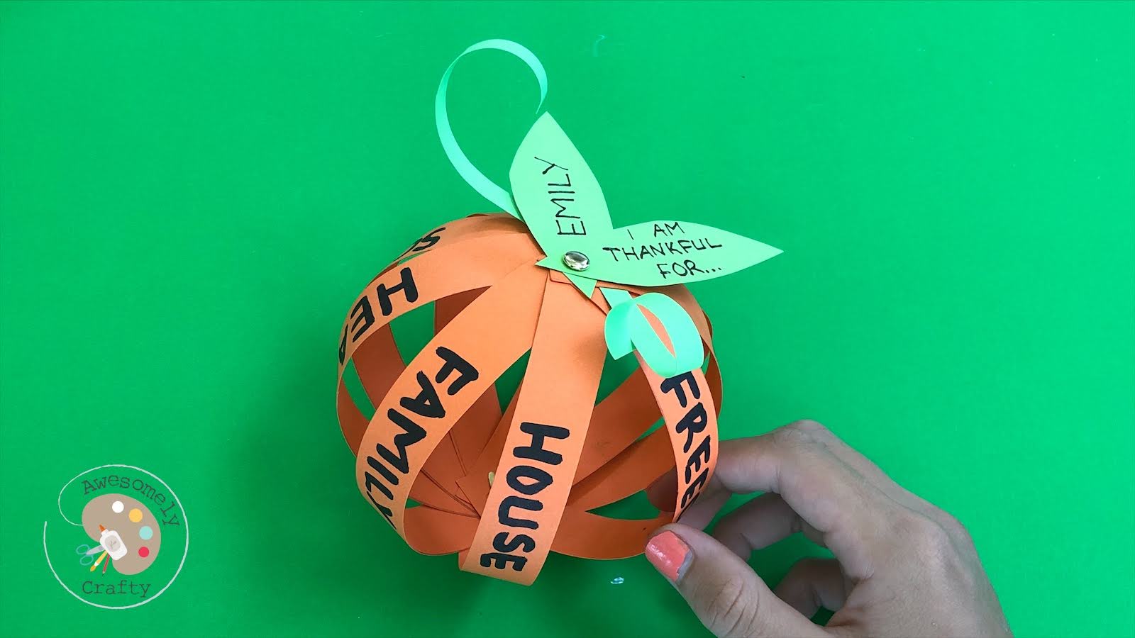 4D Thankful Pumpkin Craft - Awesomelycrafty